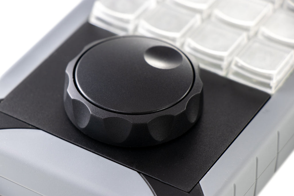 X-keys XK-12 Key Programmable Keypad with Jog and Shuttle – X-keys-UK ...